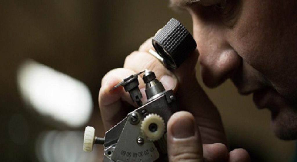 Midstream Restocking Lifts Alrosa February Sales – Solitaire ...