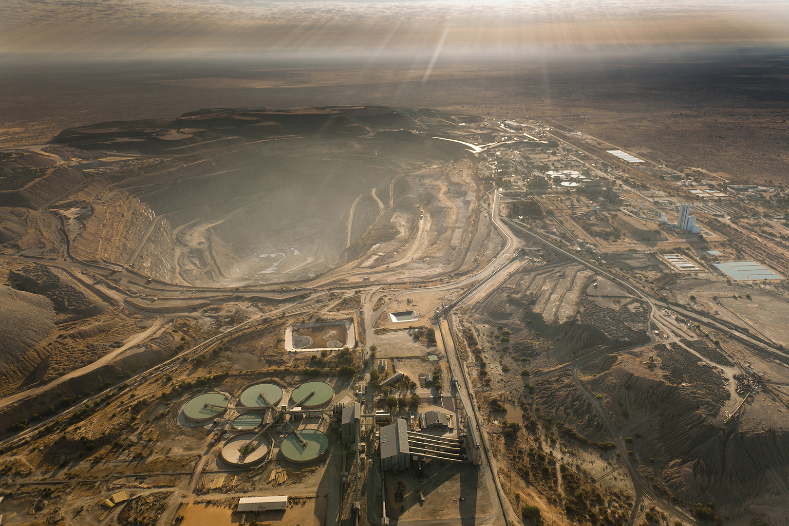 Debswana Extends Jwaneng Mine To 2035 - Solitaire magazine is a ...
