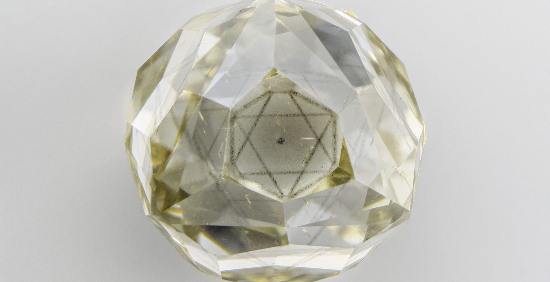 Faceted Octahedral Diamond with Octahedral-Shaped Inclusion - Solitaire ...