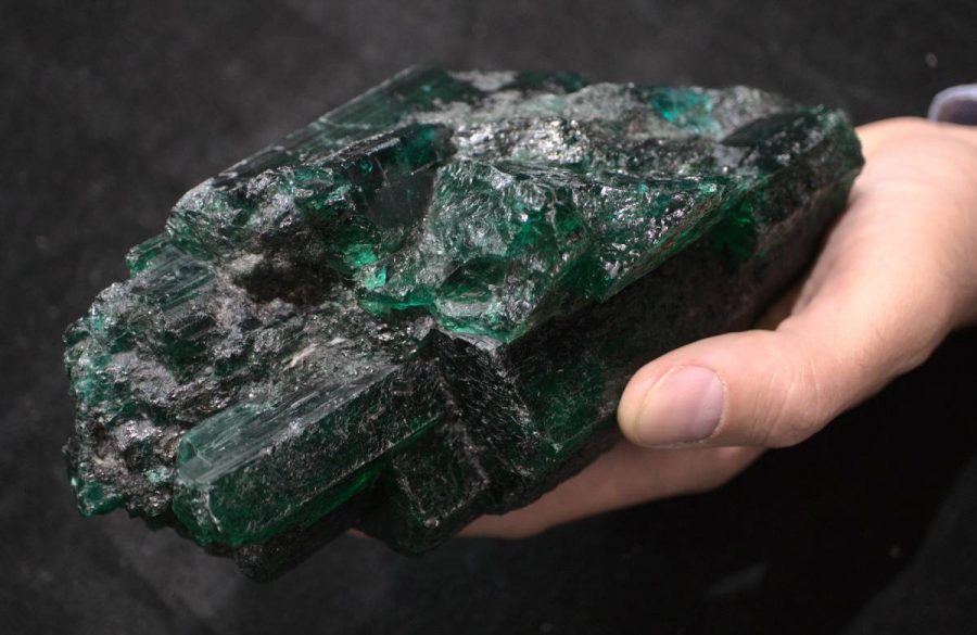 GemGenève Strikes The Perfect Chord - Solitaire International jewellery ...