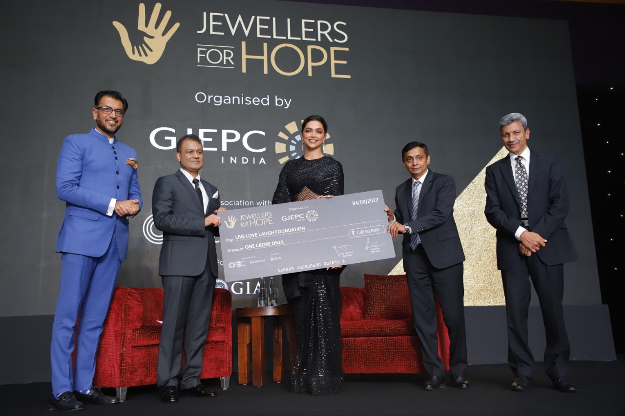 Solitaire International | Solitaire & Jewellery Magazine- GJEPC India