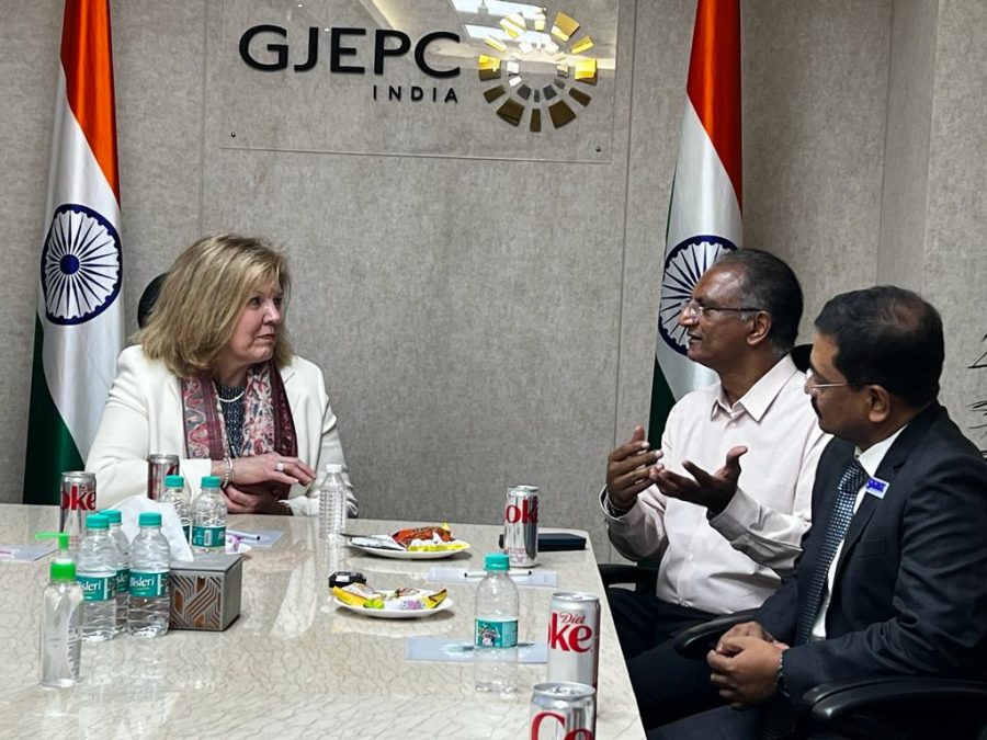 Signet CEO Virginia Drosos: I See Bright Skies Ahead In 2024 ...