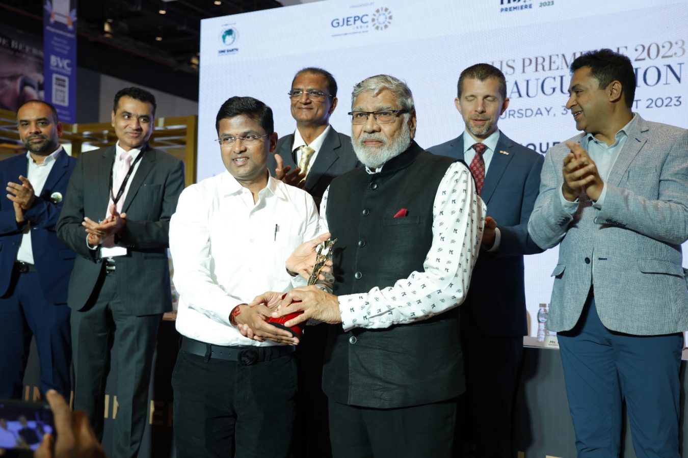 GJEPC Honours Its Visionary Past Chairmen - Solitaire magazine is a ...