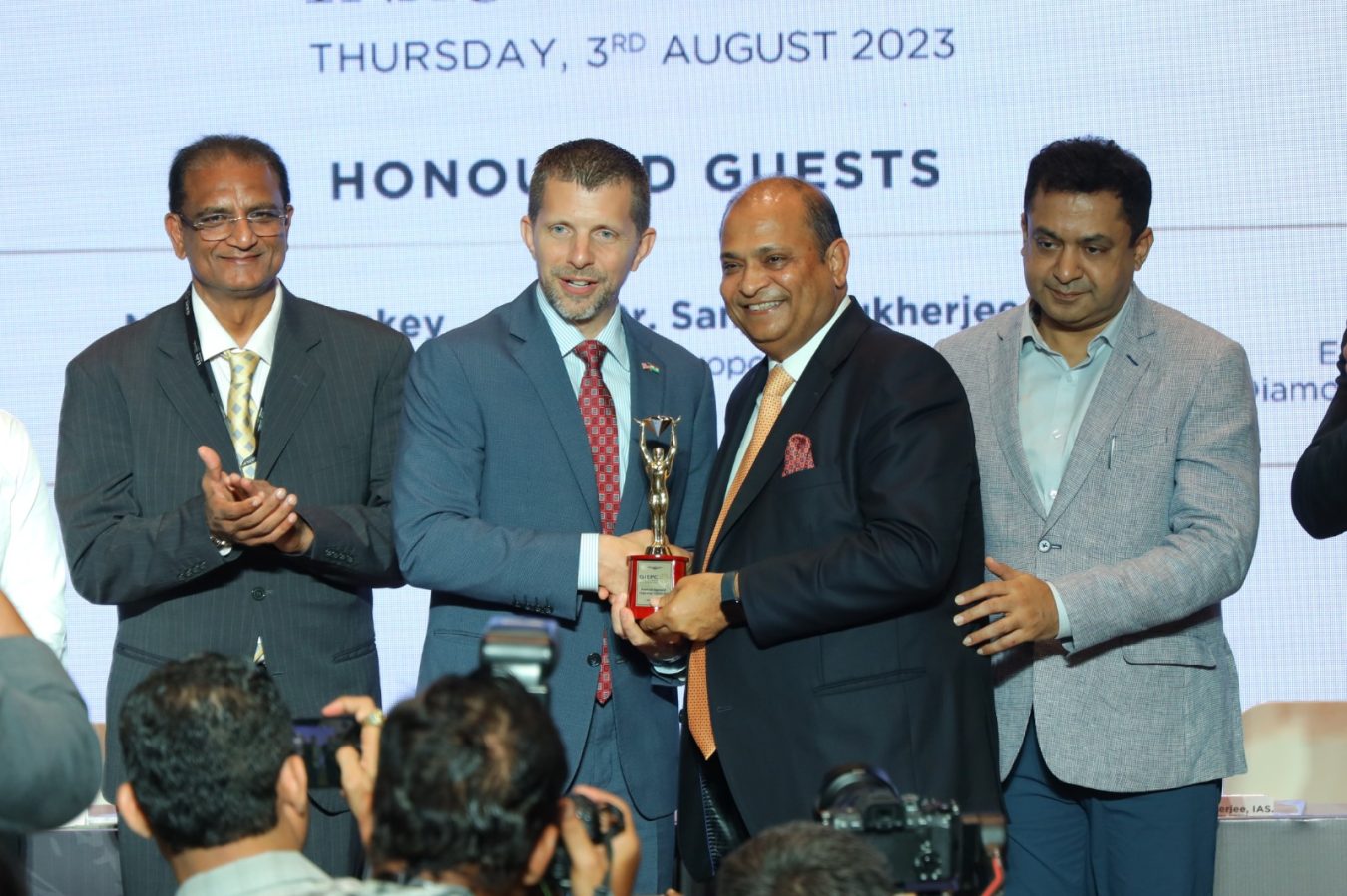 GJEPC Honours Its Visionary Past Chairmen - Solitaire magazine is a ...