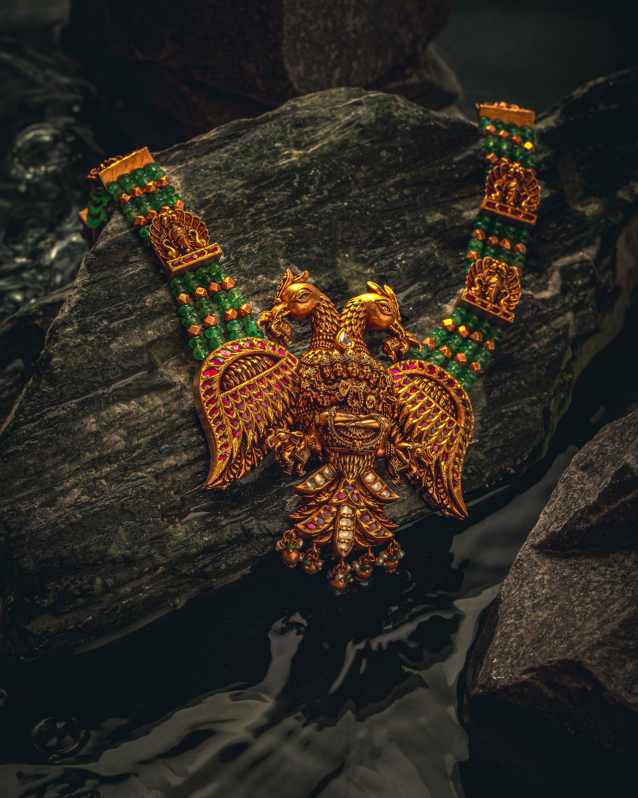 What’s Trending This Festive Season? - Solitaire International ...