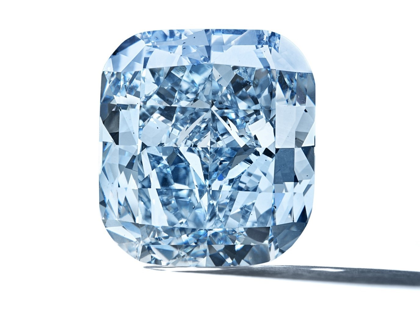 Sotheby’s to Showcase One of the Rarest Mediterranean Blue Diamonds ...